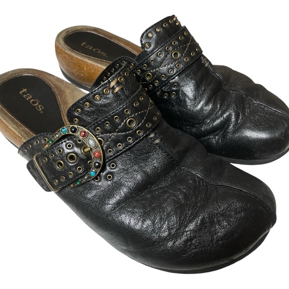 Taos Footwear | Shoes | Taos Womens Black Leather Mule Clogs Studded ...